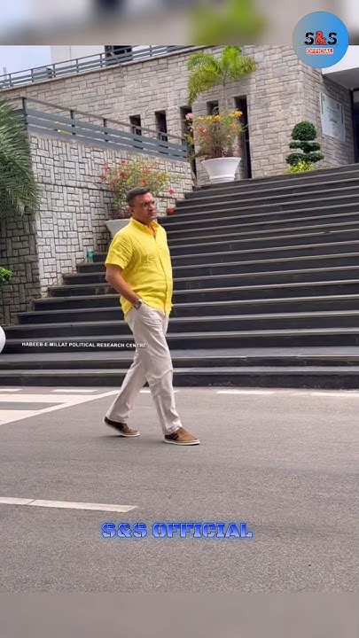 Shah Ka Rutba 👑💯... Habeeb E Millat Akbaruddin Owaisi Sahab with Owaisi ...