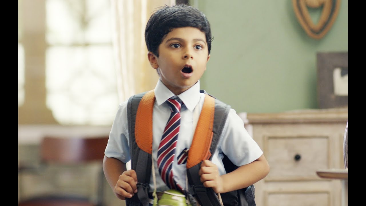 Good knight Fabric Roll-On Ad. School - YouTube