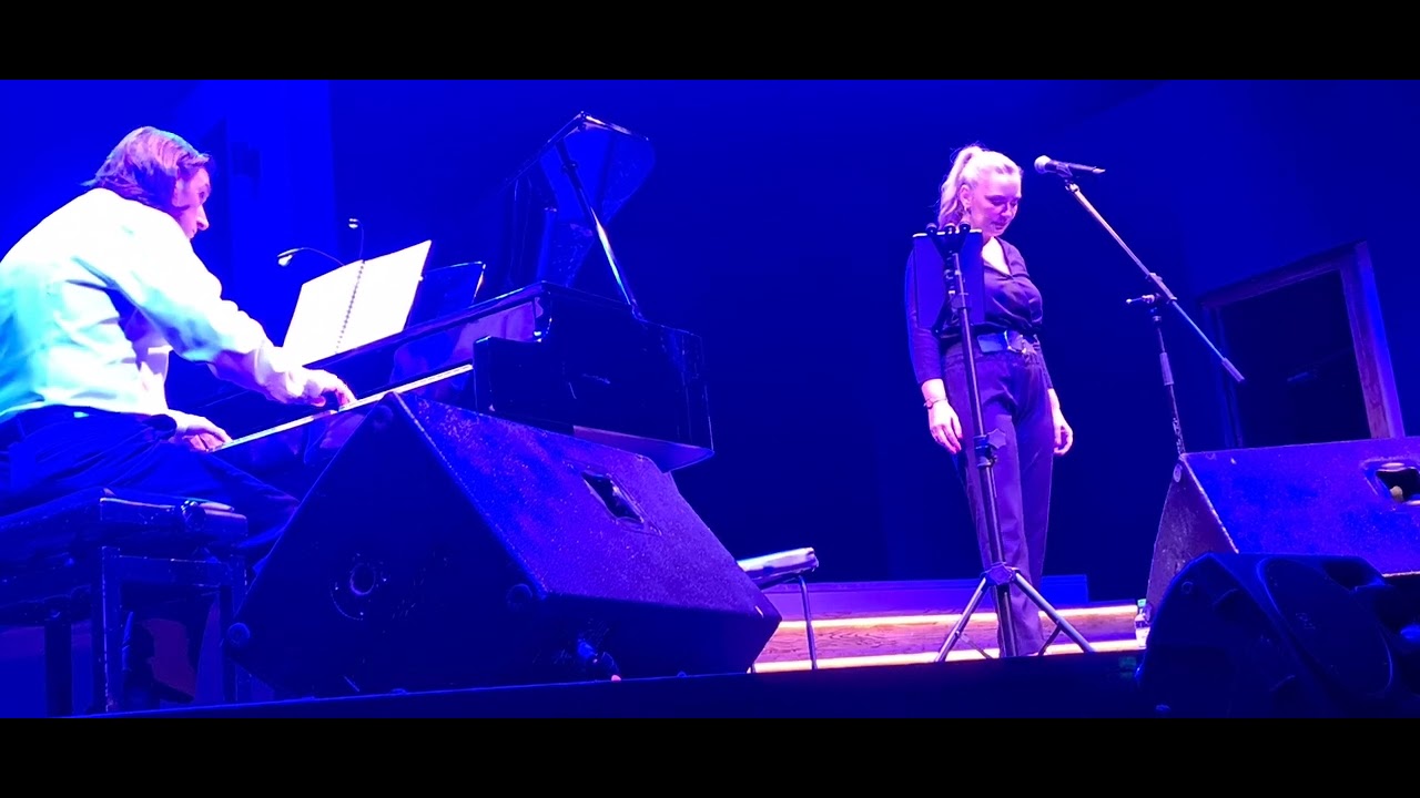 Η ΜΠΑΛΑΝΤΑ ΤΟΥ ΕΜΠΟΡΑ ΡΙΤΑ ΑΝΤΩΝΟΠΟΥΛΟΥ & Γ. ΜΠΕΛΩΝΗΣ Θ. ΜΙΚΡΟΥΤΣΙΚΟΥ ...