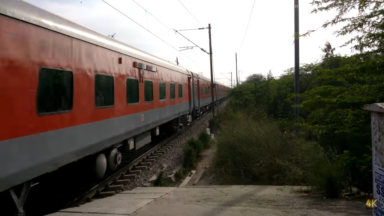 12454 New Delhi - Ranchi Rajdhani Express - YouTube