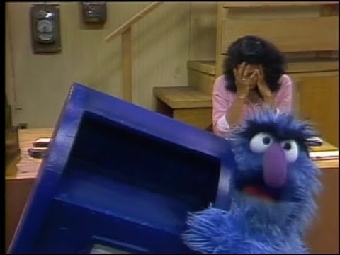 Classic Sesame Street - Herry Mailbox Letter Maria (REUPLOAD) - YouTube