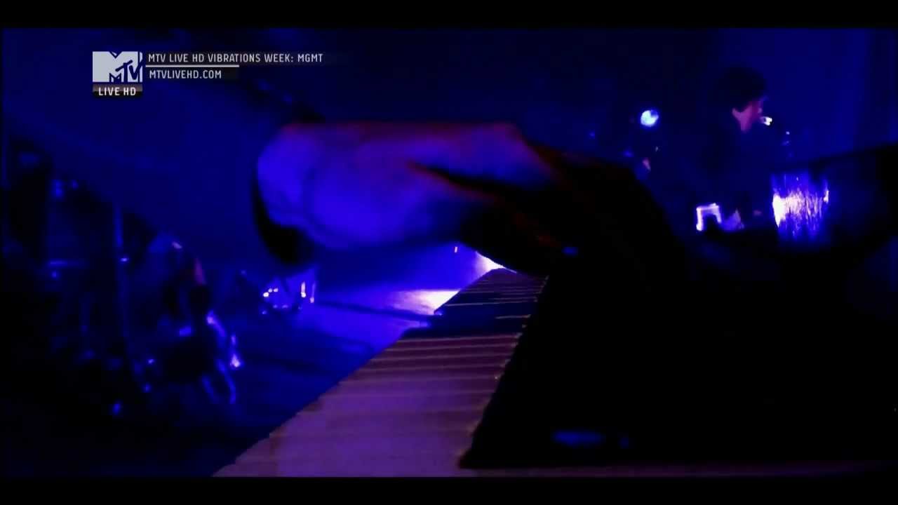 MGMT - MTV Live Vibrations HD - Congratulations - YouTube