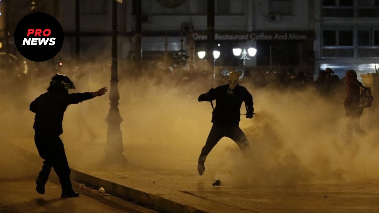 Κουκουλοφόροι έκαψαν ζωντανό 15χρονο στο Σύνταγμα επειδή φορούσε ...