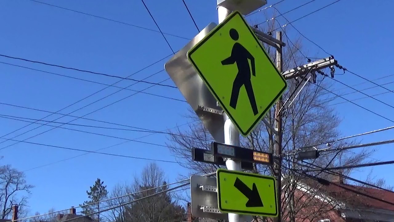 Tapco Pedestrian RRFB Beacon - YouTube