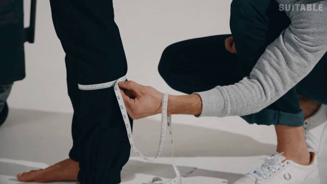 How to measure Calf Size - YouTube