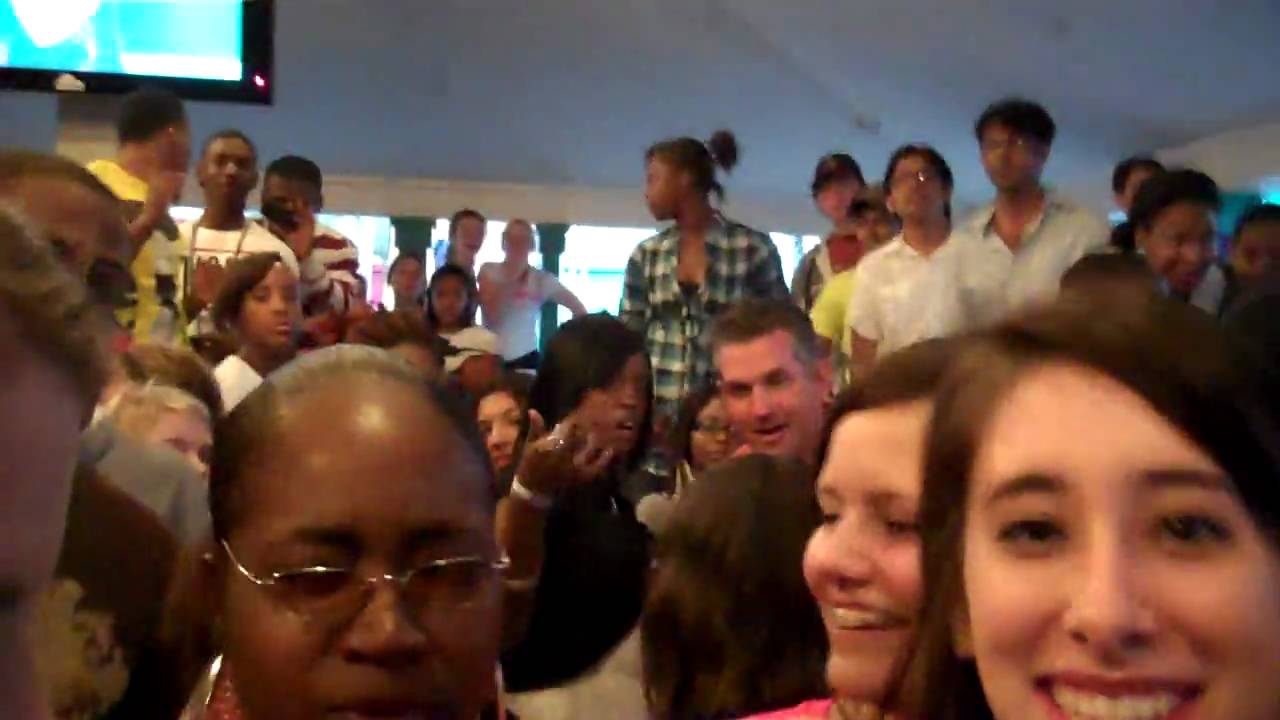 All Eyes On Us, Inside the waiting line of Flashback @ Six Flags Over ...