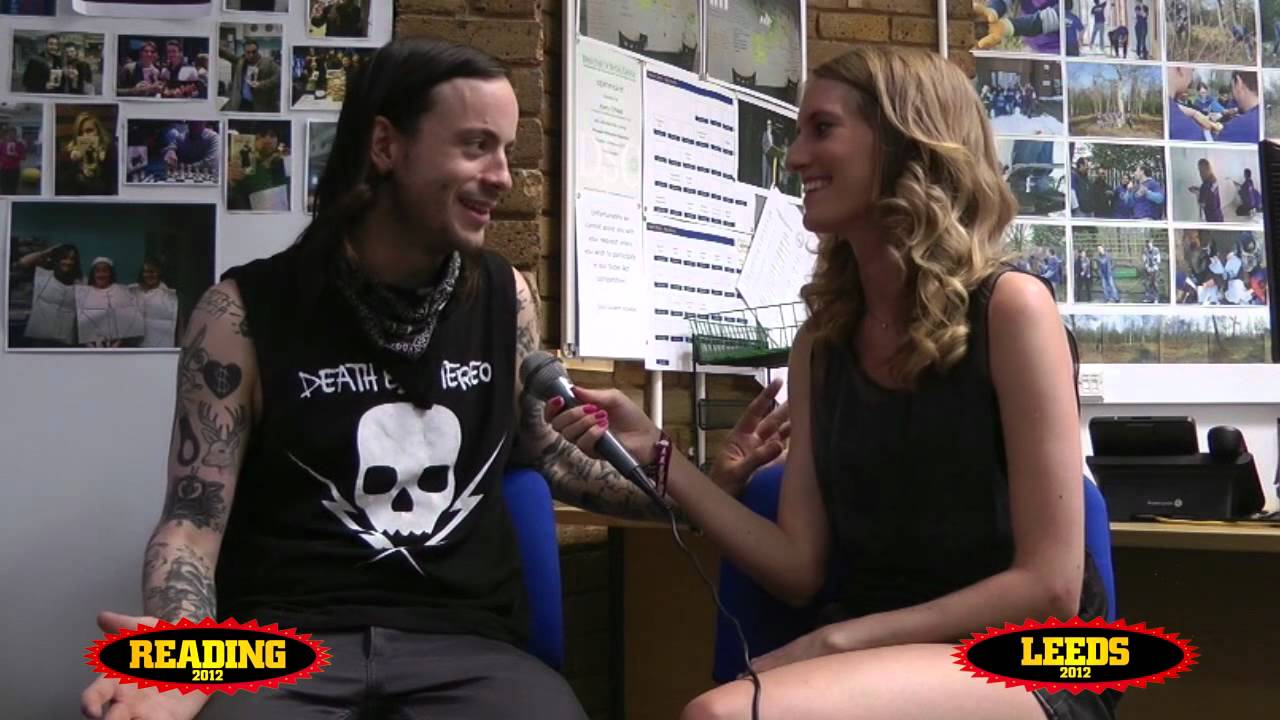 Cancer Bats | Liam Cormier | Reading & Leeds Festival 2012 - YouTube