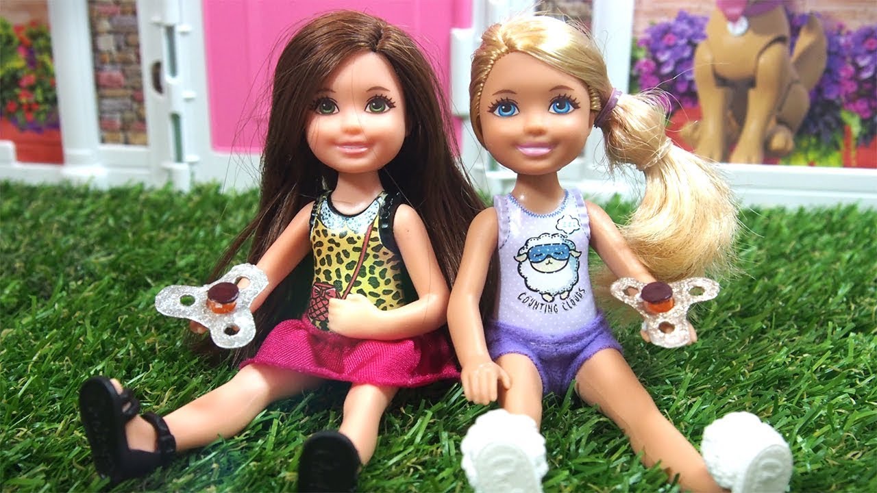 Barbie Stop Motion - Barbie Fidget Spinner - YouTube