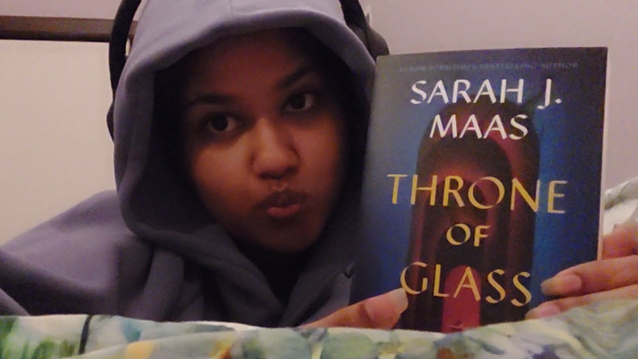 reading throne of glass & appreciating the slow life - YouTube