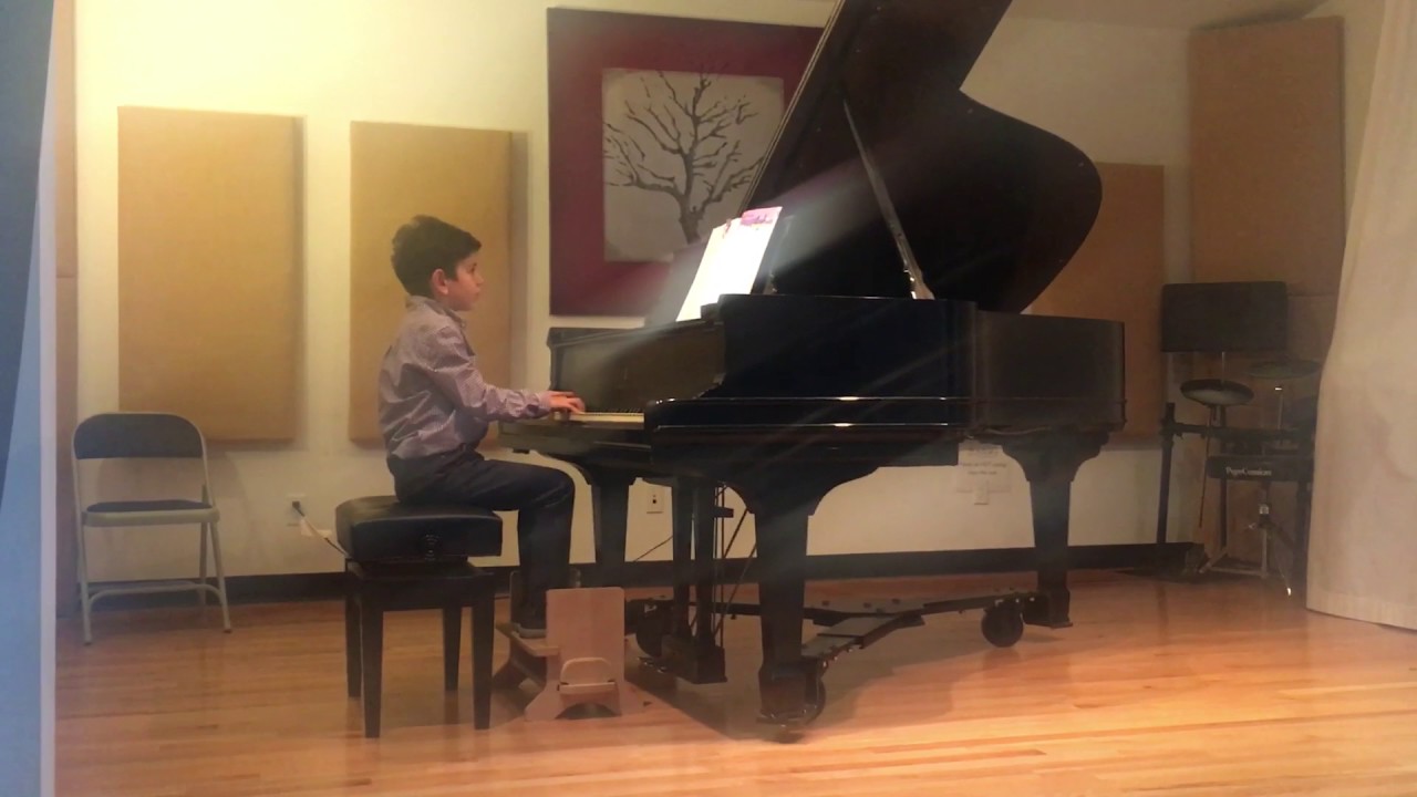 Robert Piano - YouTube