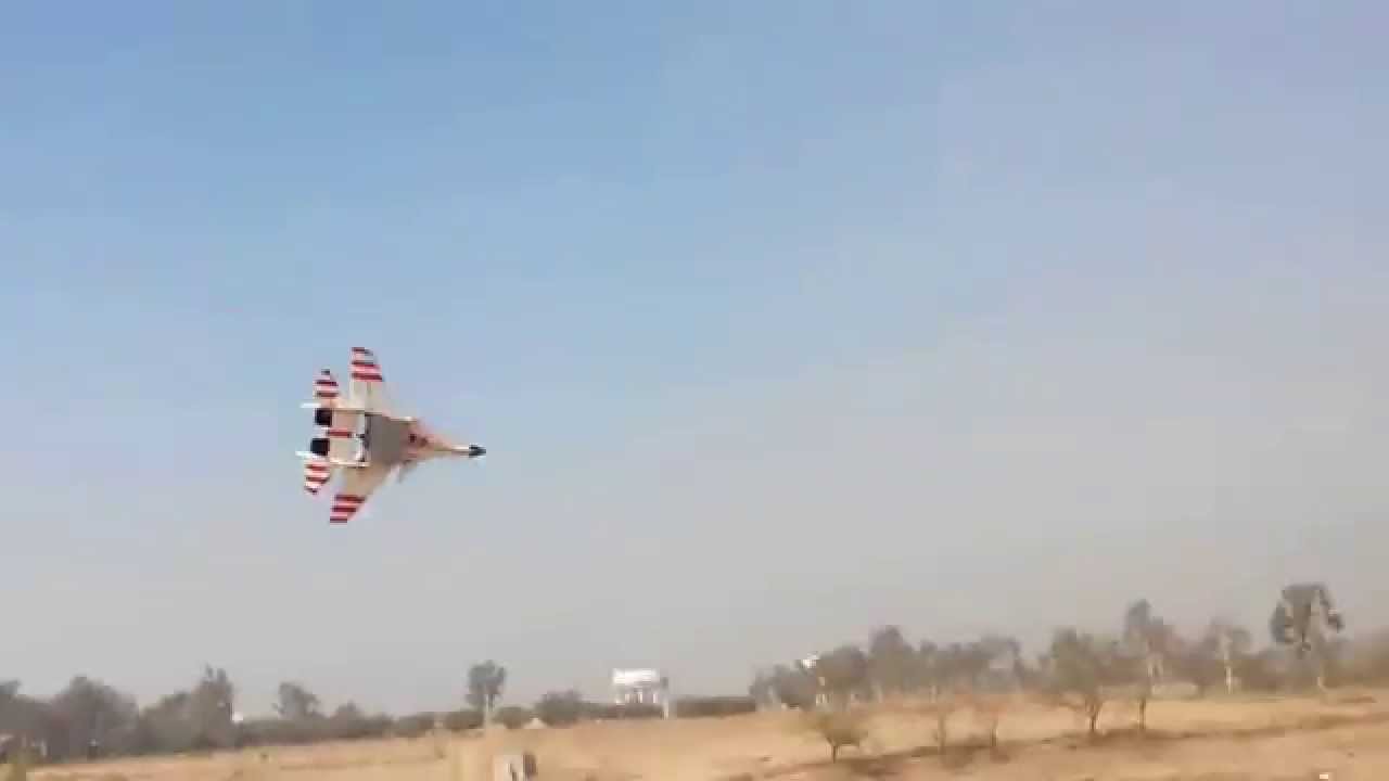 Extreme Aerobatics of SU-37 - YouTube
