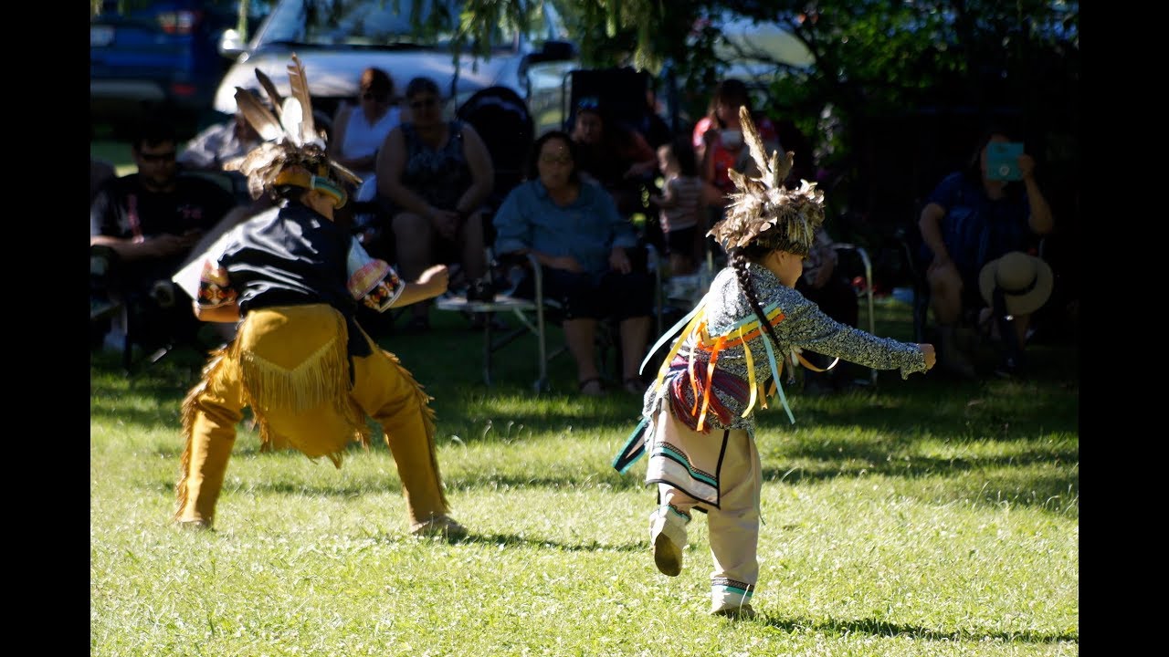 Smoke Dance Competition. Six Nations Reserve June 2019 The Onkwehón:we ...