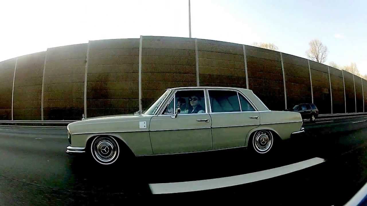 Mercedes W108 280SE 4.5 1972 rolling on the highway, static, low - YouTube