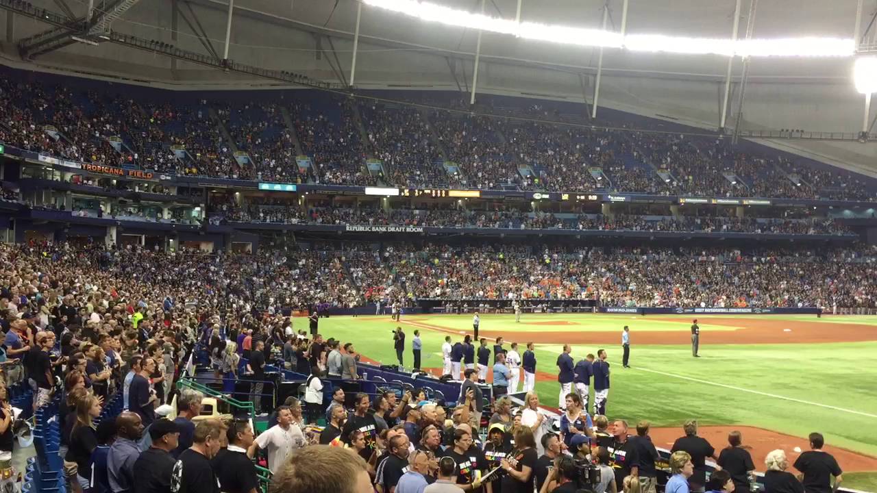 7th inning stretch in the Trop - YouTube
