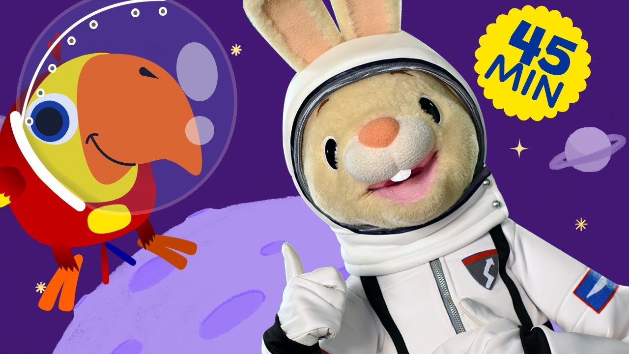 Harry and Larry Pretend Play Astronaut in Space | Dress Up & Wonder Box ...