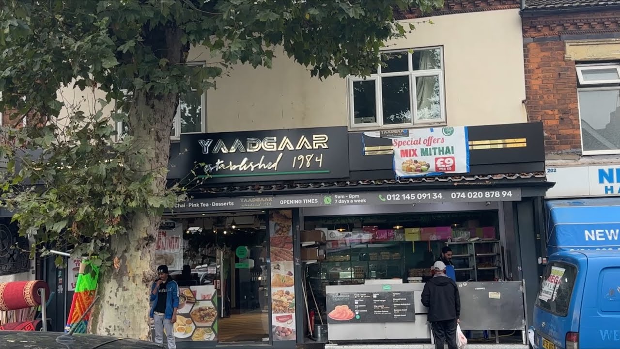Yaadgaar Alum rock. Amazing food - YouTube