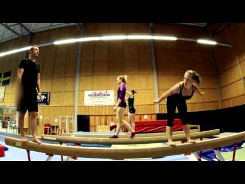 OS-testet - Chris Härenstam testar gymnastik med Veronica Wagner SVT-OS ...