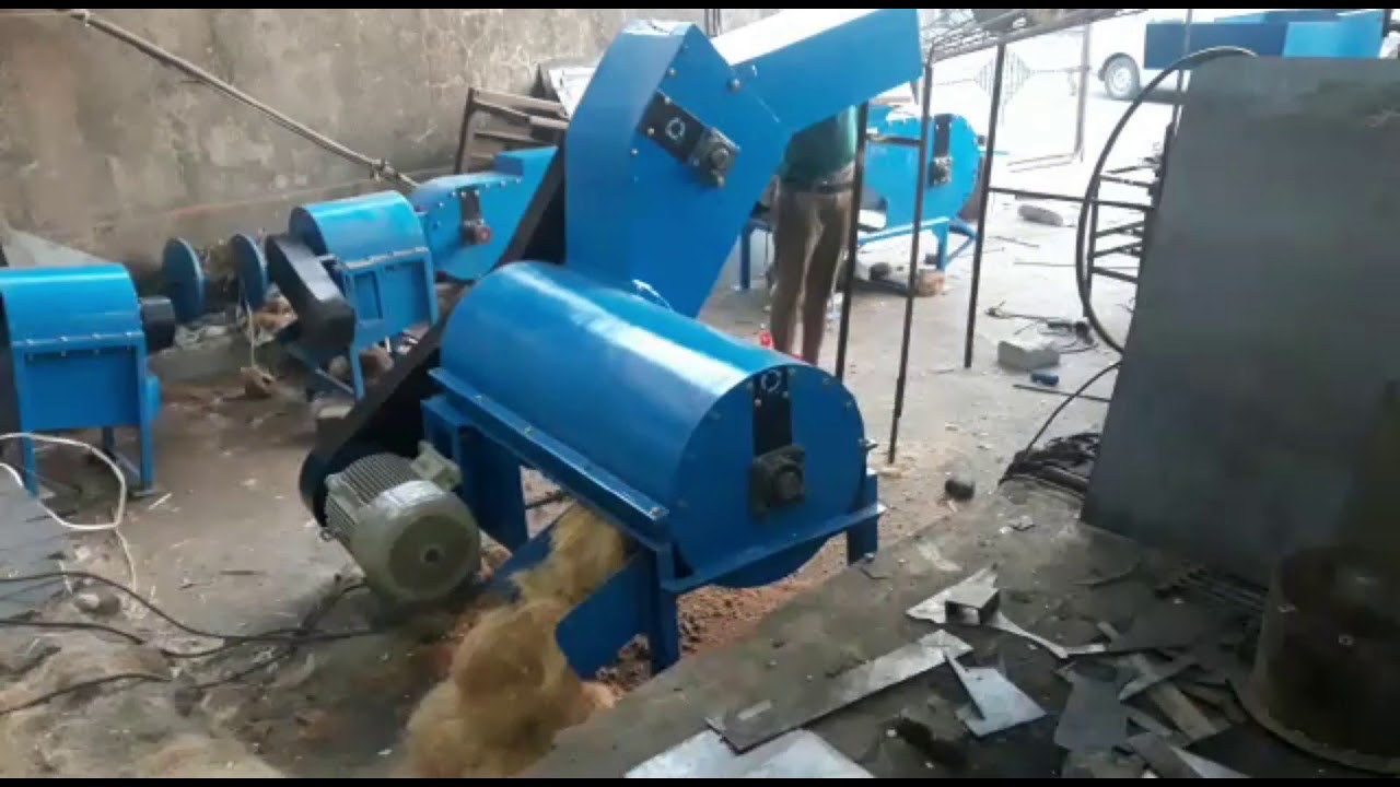 Tender Coconut Chopper with separation of coir & peat - YouTube