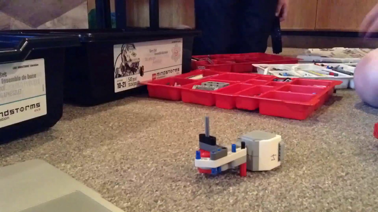 FLL robot build - YouTube
