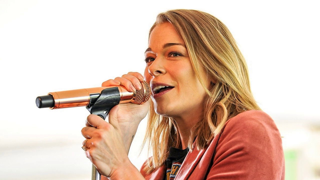 LeAnn Rimes - He Stopped Loving Her Today - YouTube