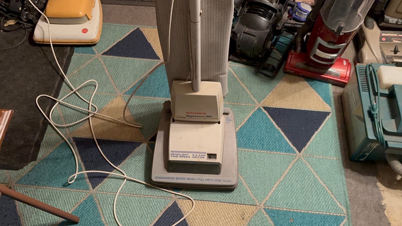 Singer System 90 | Vacuuming the back porch - YouTube