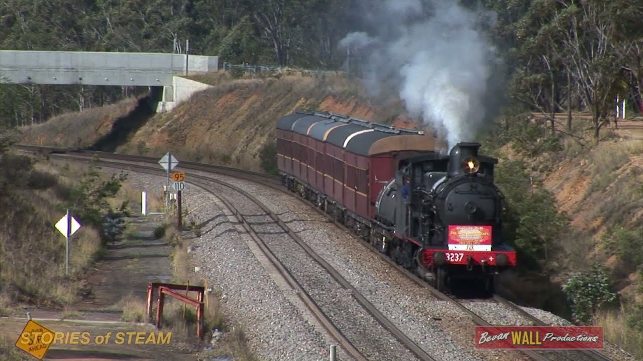 Australian steam locomotive 3237 - Newcastle to Singleton - July 2011 ...