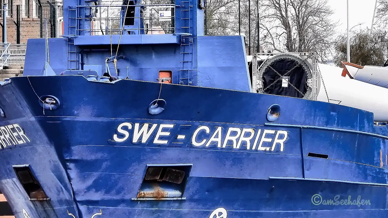 KüMo SWE CARRIER Frachtschiff outbound Emden coaster & windcraft blades ...
