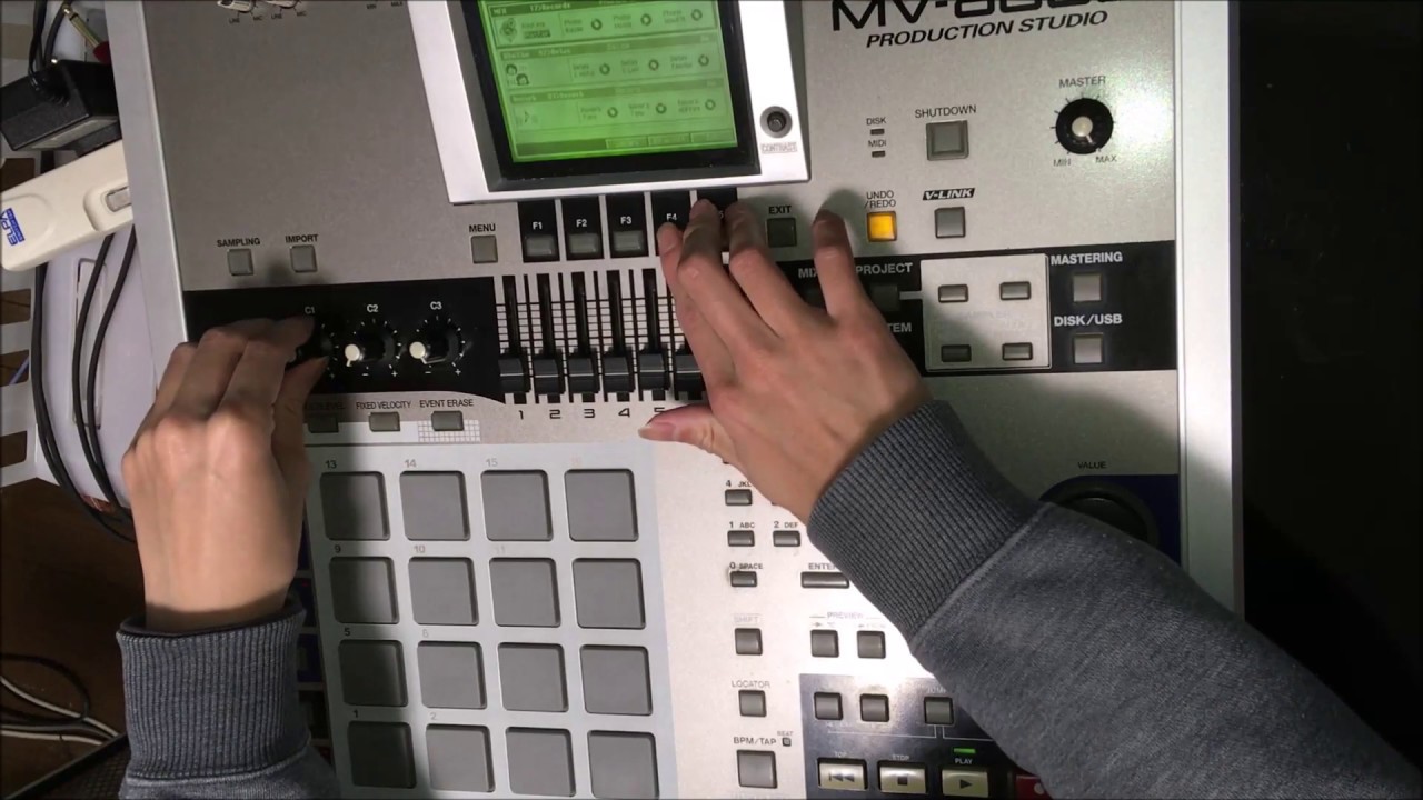Roland MV-8000 (MV Hip Hop Beats #9) - YouTube