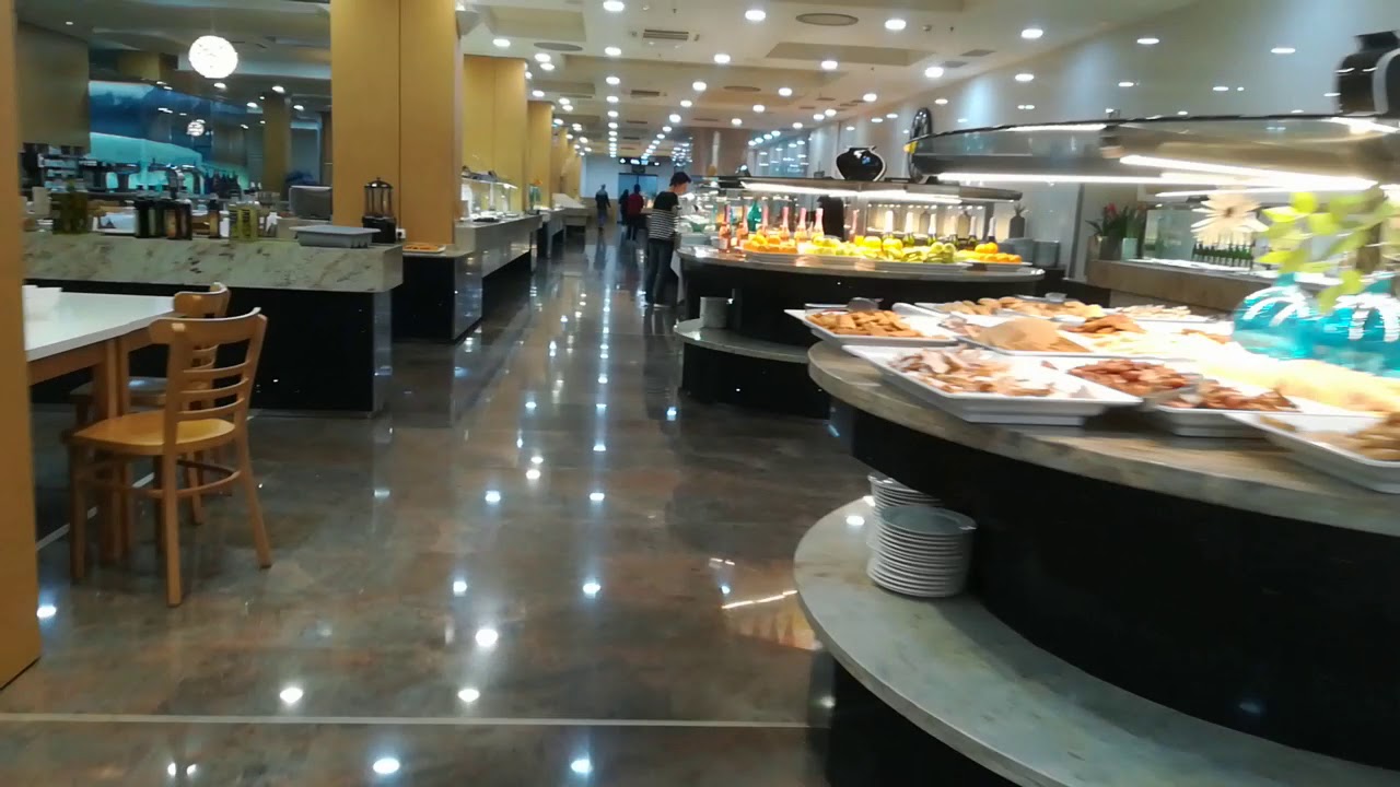 Mega restaurant pour recevoir bus tourisme - YouTube