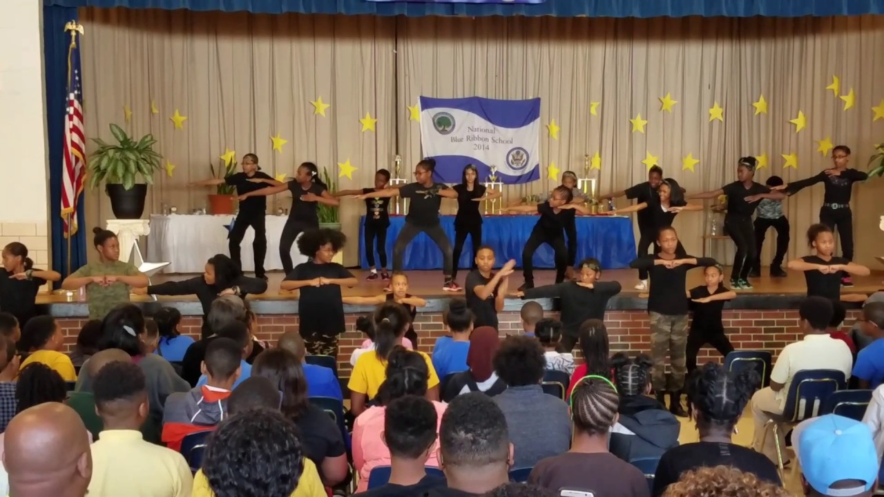 Wadsworth Magnet School Step team - YouTube