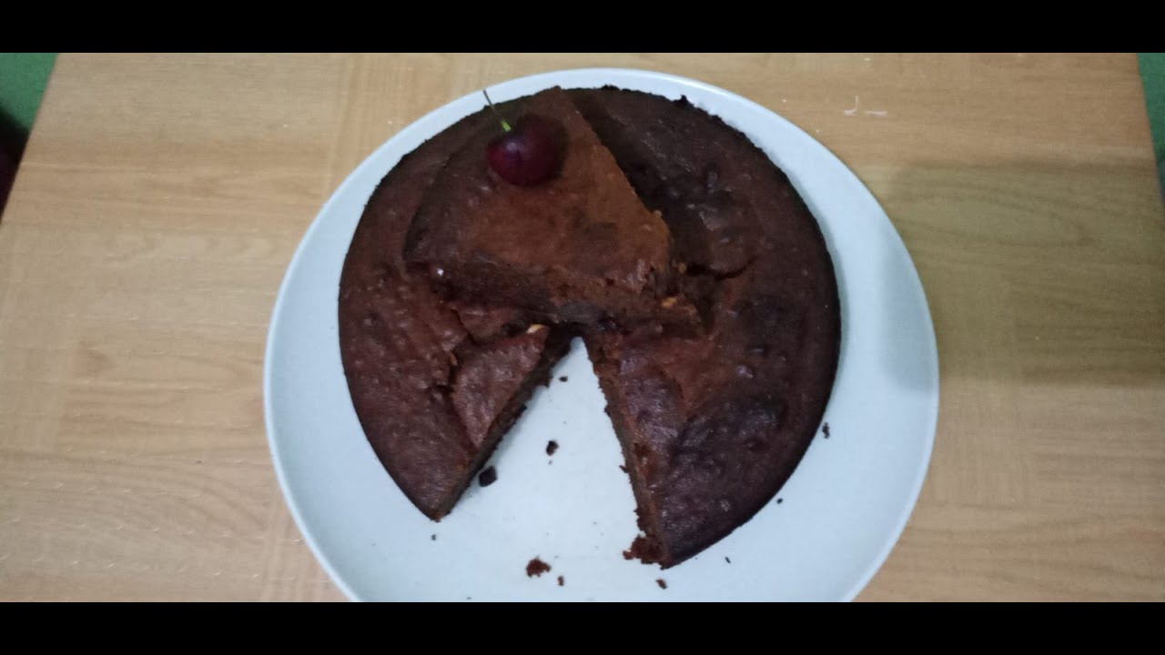 Guyanese black cake /rum cake - YouTube