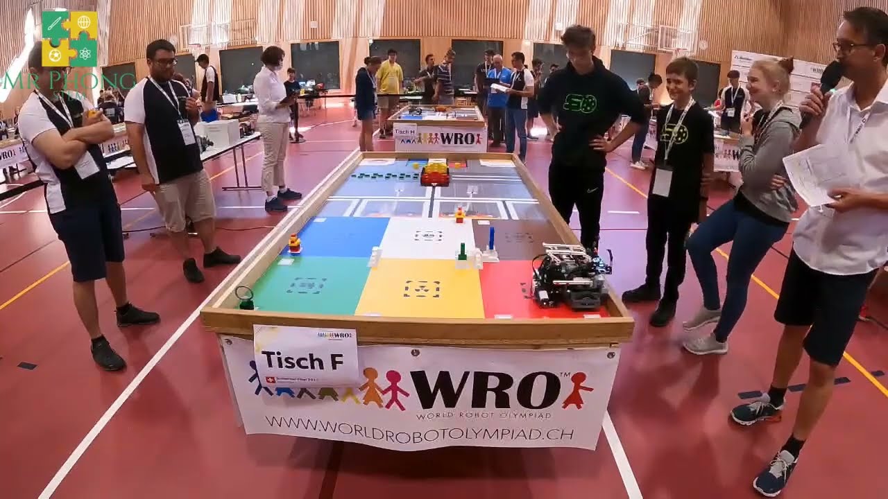 WRO 2022 - Junior RoboMission - Switzerland Team - YouTube