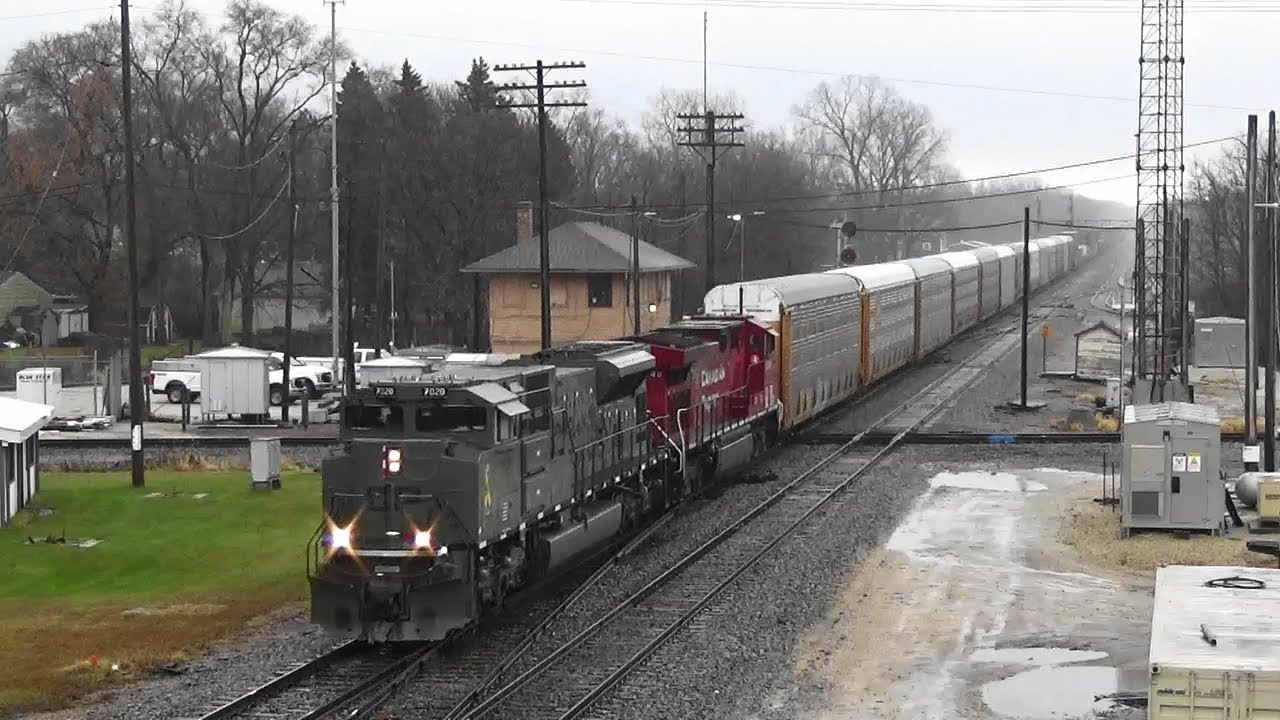CP 7020 at Rondout, IL - YouTube