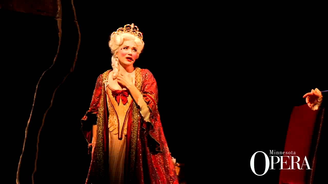 Manon Lescaut: "In quelle trine morbide" (Kelly Kaduce) - YouTube