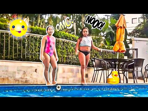 Desafío da piscina con mi prima 