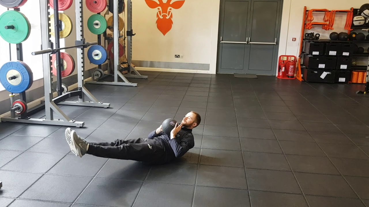 Med Ball Hollow Hold Overhead Reach - YouTube