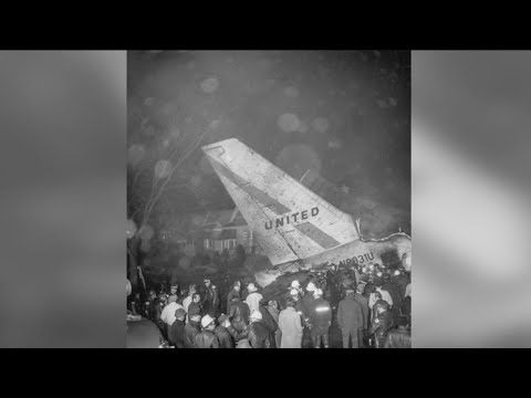 United Flight 553 crash in Chicago: 50 years later - YouTube