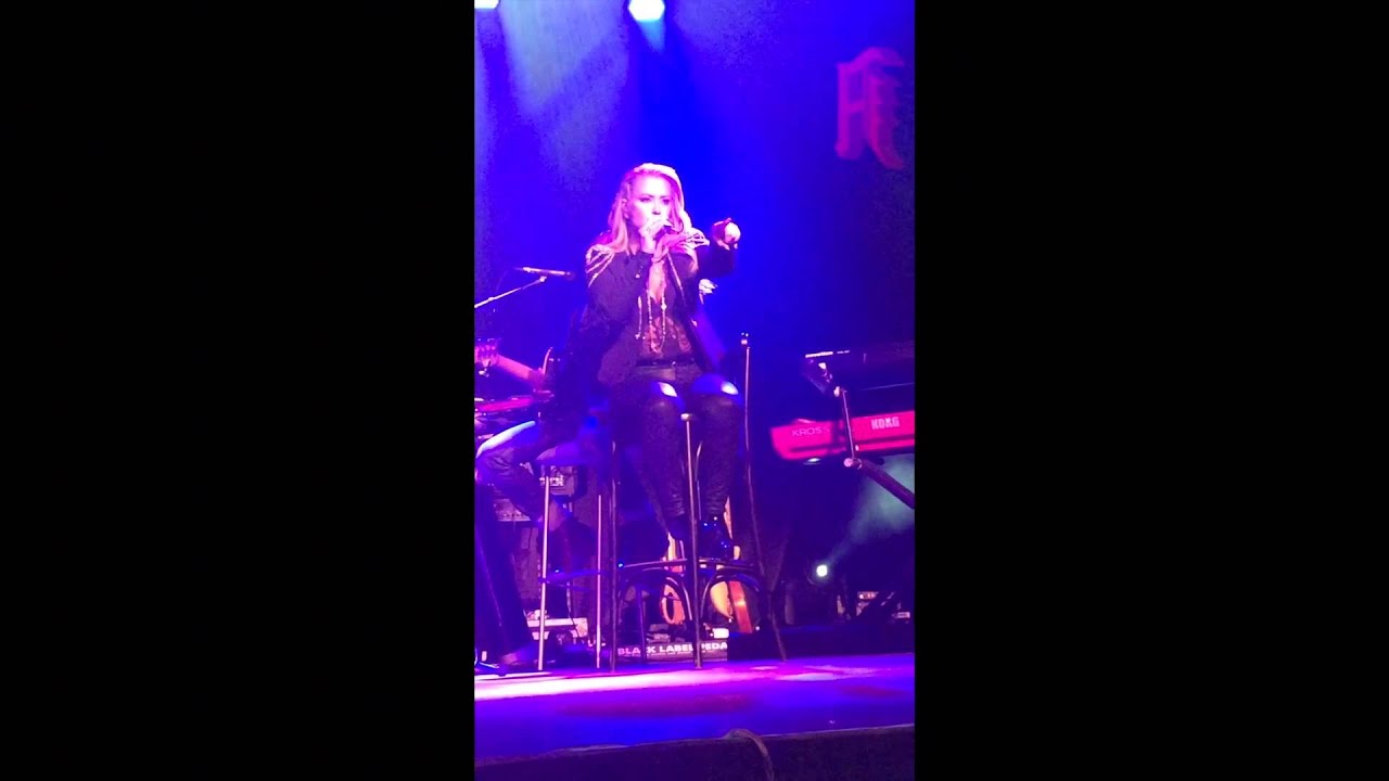 Anastacia live @ Klub Stodola, Warsaw, April 18th 2015 Part 2 - YouTube