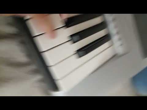 baldi basics theme son on yamaha piano #baldi @Michi_art088 - YouTube