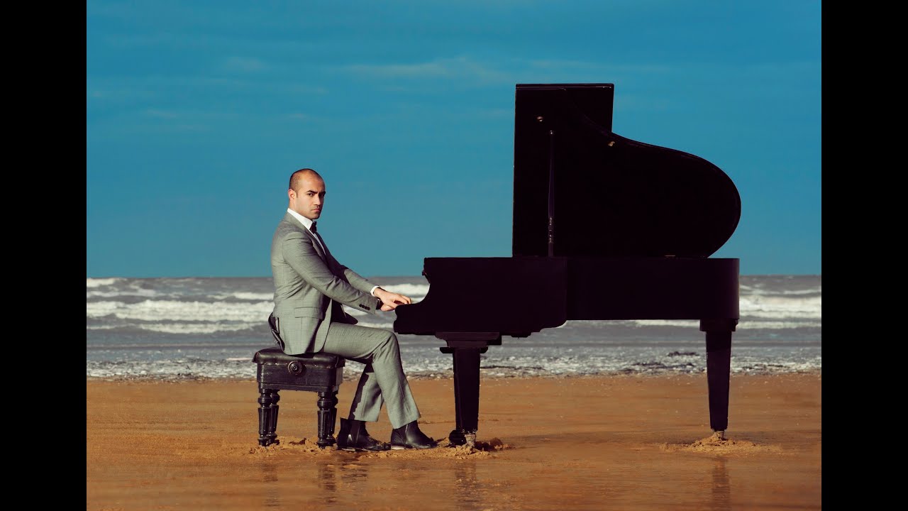 Making Sonic Waves with Emmanuel Vass – The Cross-Eyed Pianist