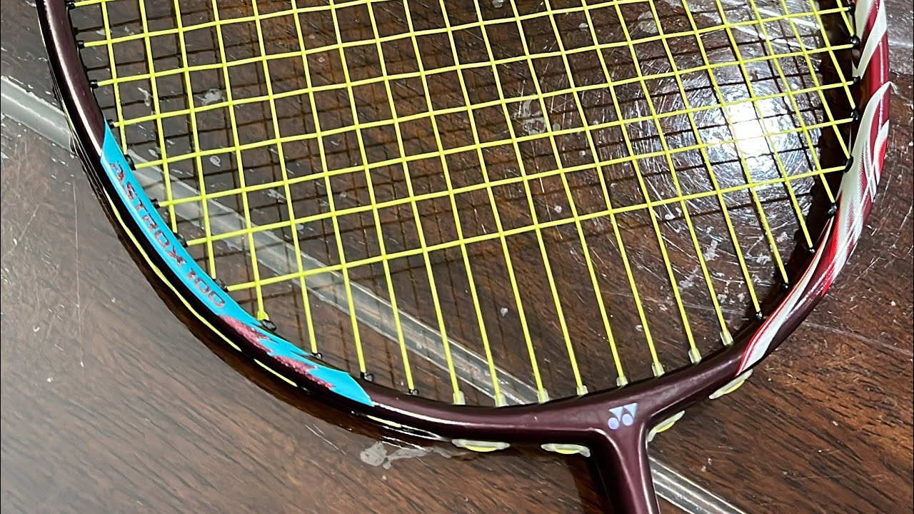 Yonex 100 zz stringing, 羽毛球拍穿线，下机 - YouTube