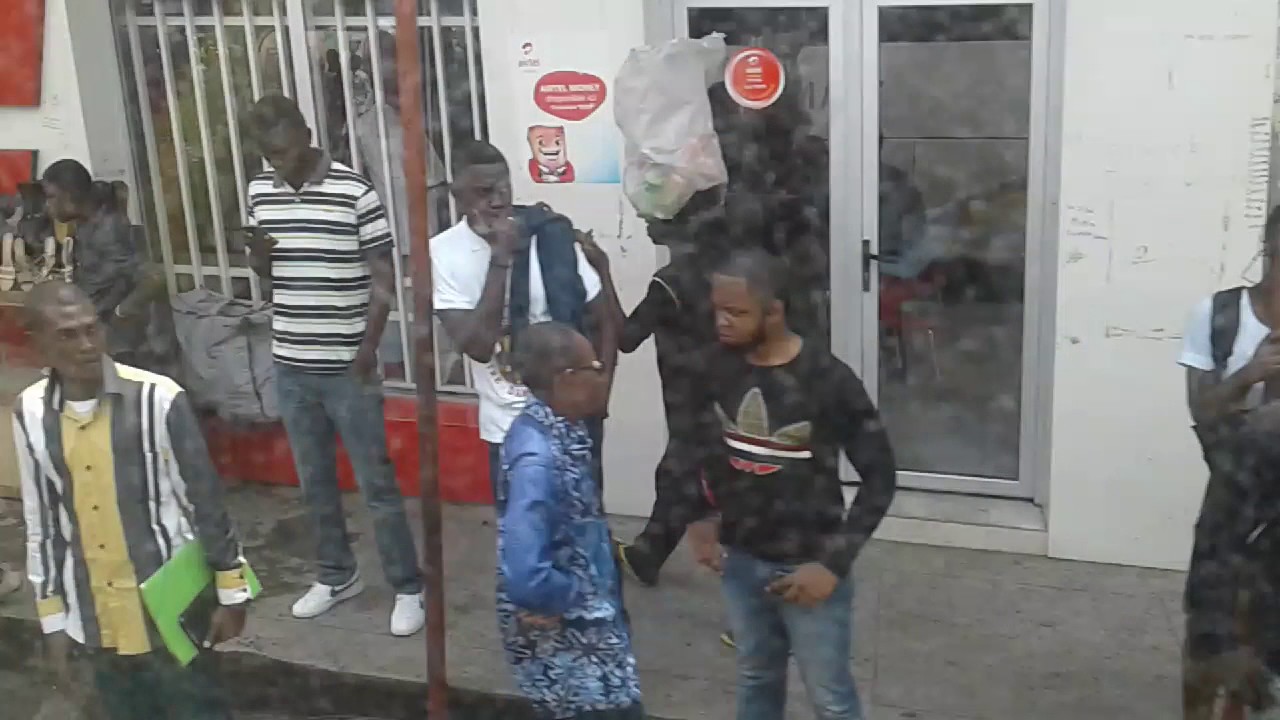 Kinshasa visite guidée : Kitambo Magazin. - YouTube