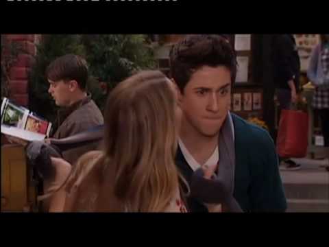 Disney Channel - Vampire zum Frühstück - YouTube