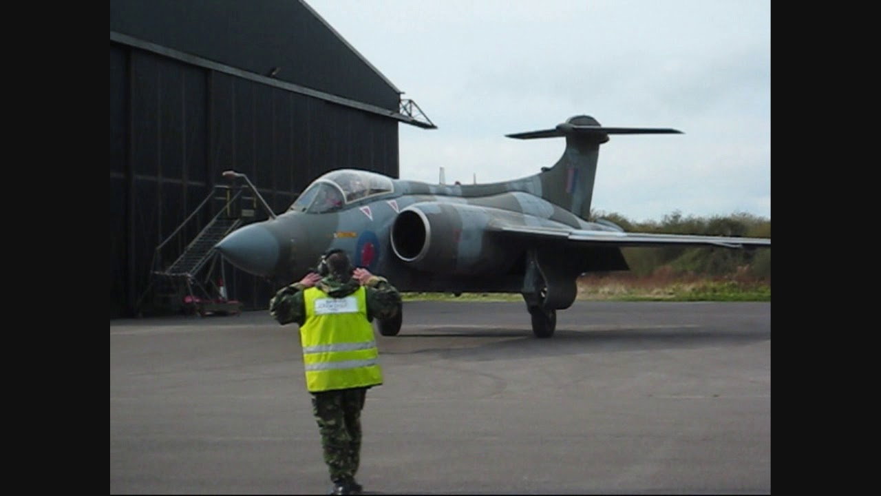 RAF Buccaneer Engine Run and Taxi - Yorkshire Air Museum 2011 - YouTube