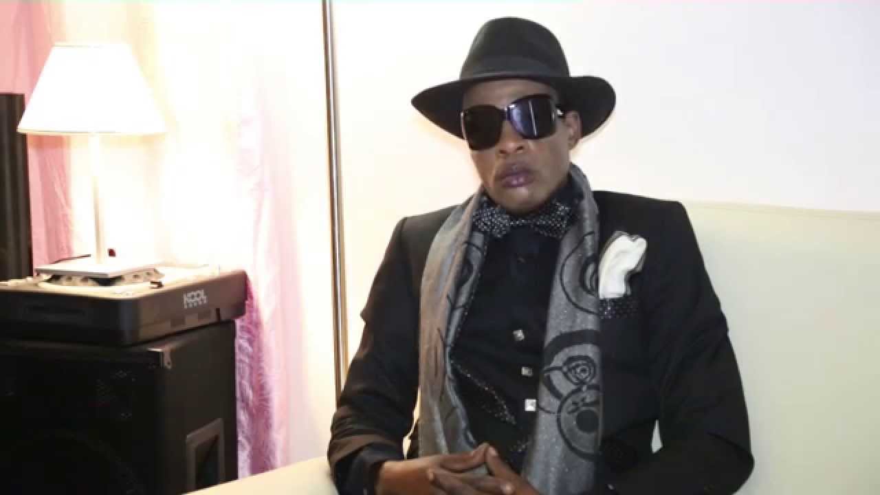 NORBAT DE PARIS REND HOMMAGE A WILLY MAZAS - YouTube