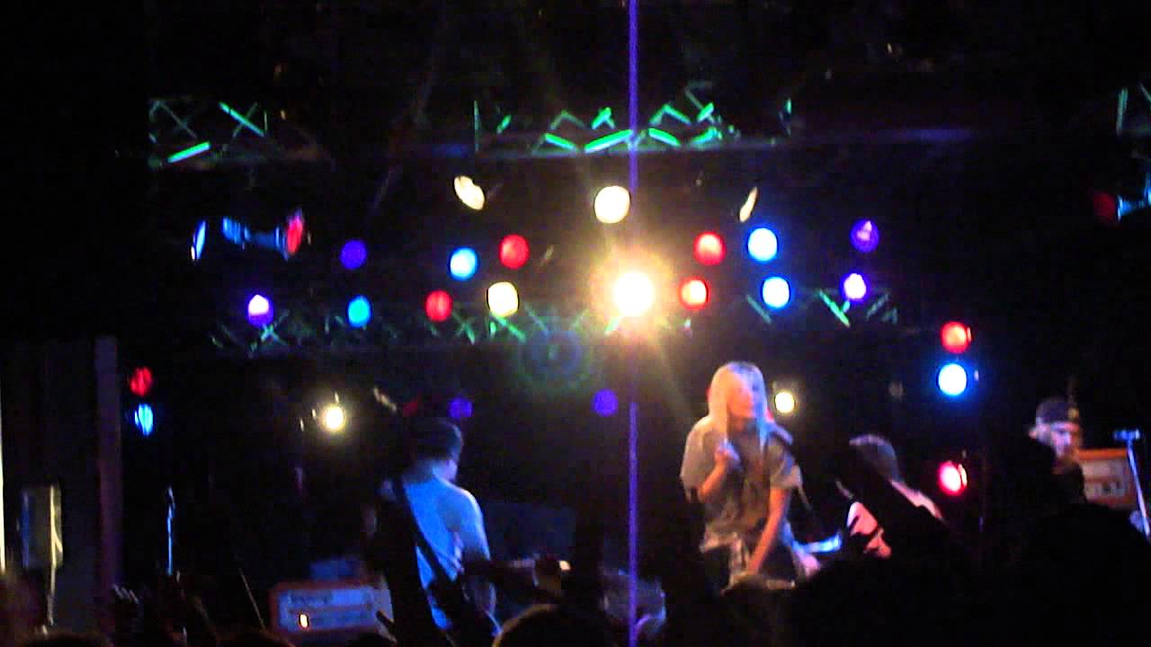 CWTS Tour - Tonight Alive @ Recher Theatre 2/2 - YouTube
