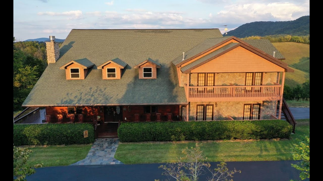 Berry Springs Lodge - YouTube