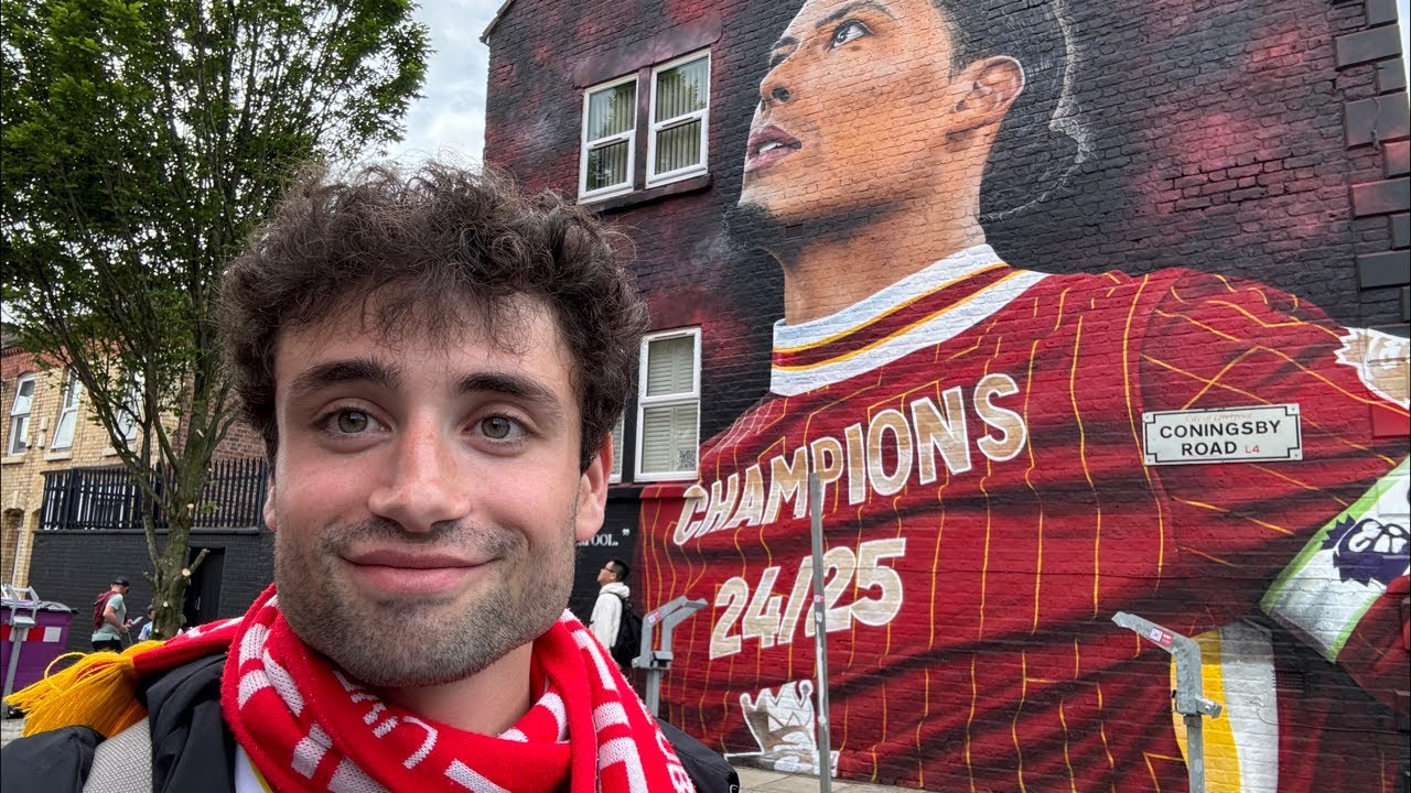 The NEW VAN DIJK MURAL!! 😍🇳🇱🎨 - YouTube