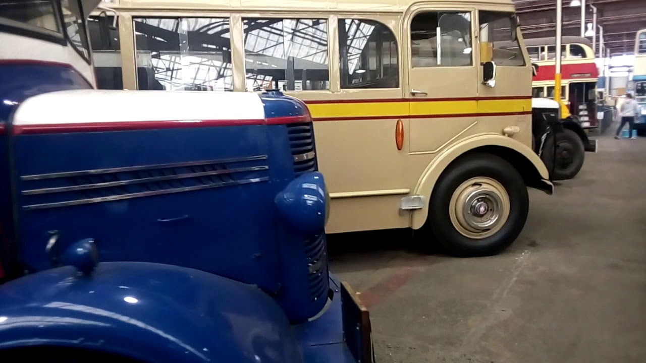 Sydney buses museum(2) - YouTube