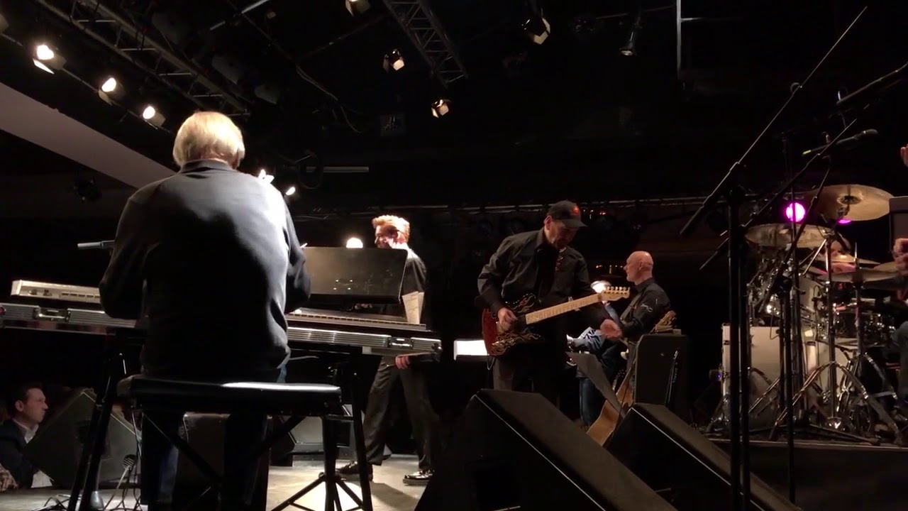 Elvis TCB Band & The Impirials 2018 Vienna Metropol/ see see rider ...